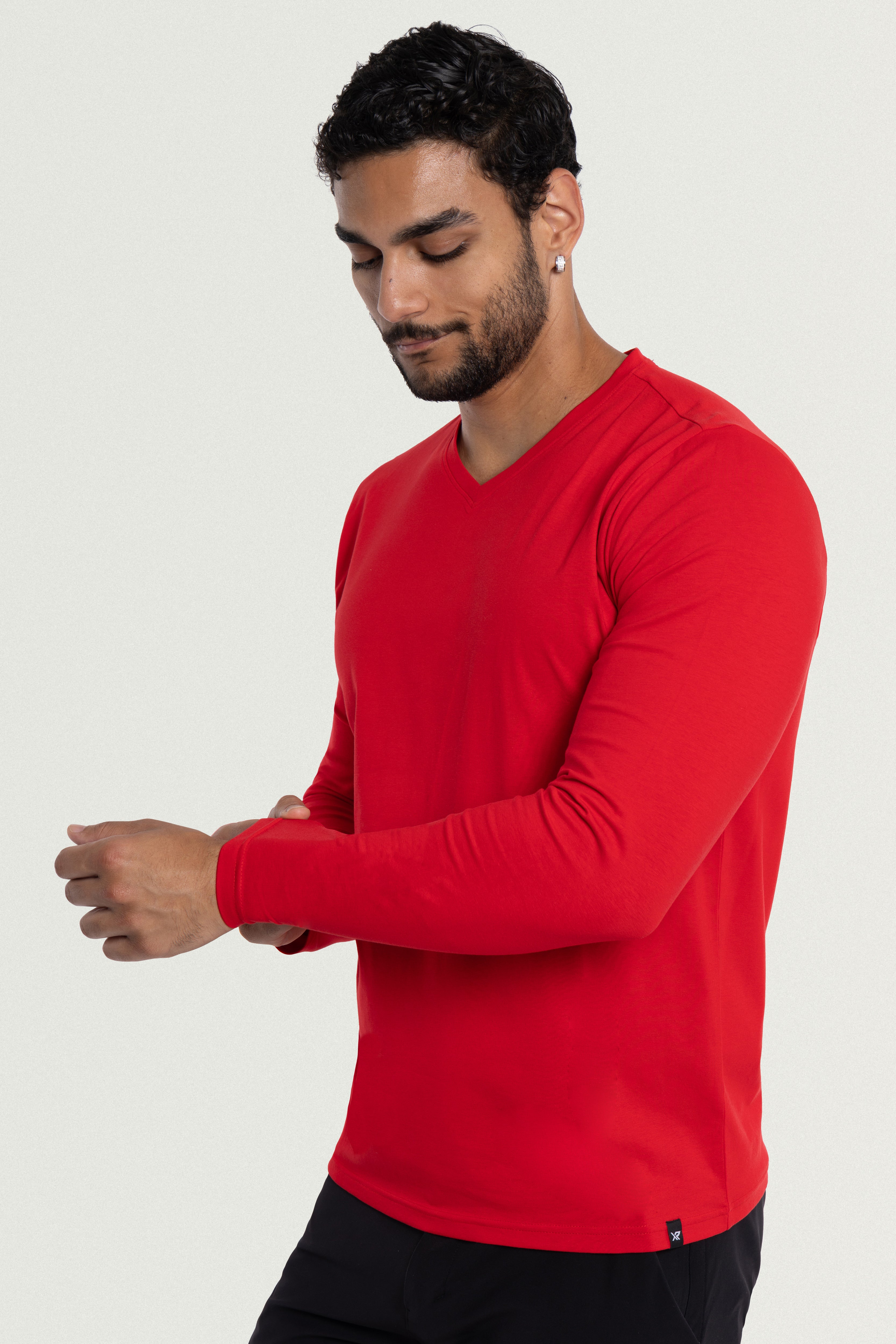 X RAY Men's Classic Long Sleeve V-Neck T-Shirt – X-RAY JEANS X RAY Men's Classic Long Sleeve V-Neck T-Shirt – X-RAY JEANS